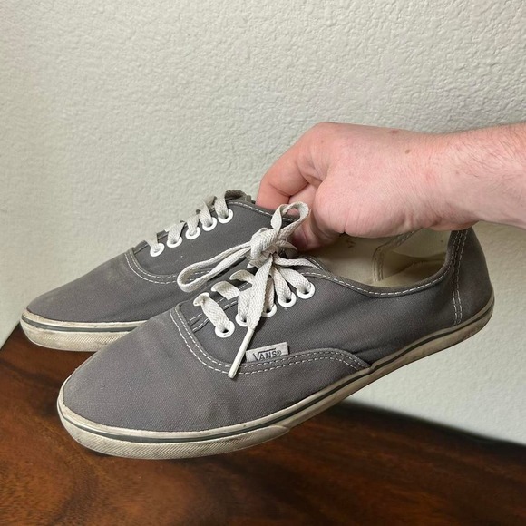 Vans | Shoes | Vans Grey Low Top Sneaker Size 658w | Poshmark
